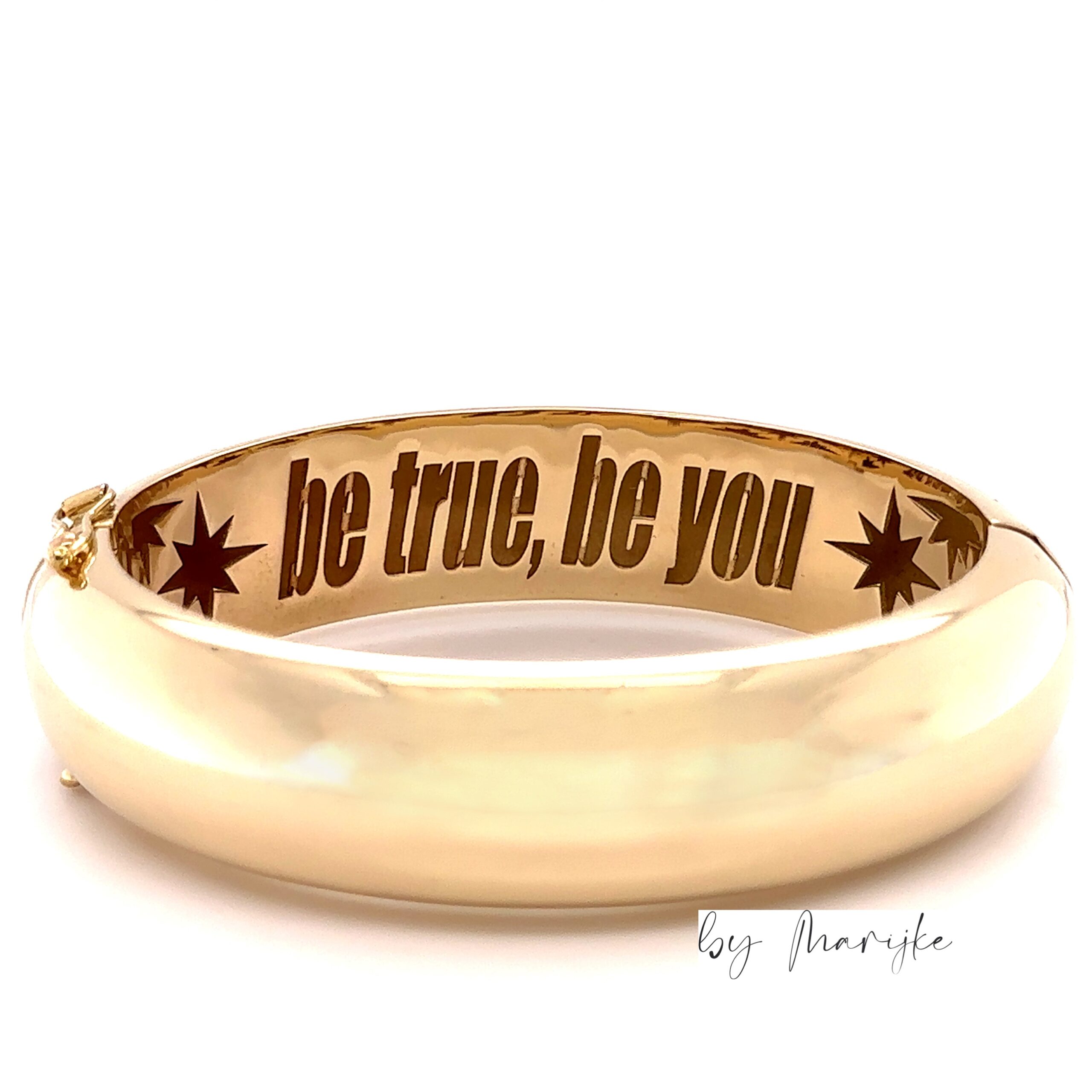 Bold Bangle - M By Marijke